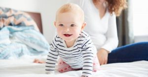 El desarrollo del bebé de 10 meses????¡Cuidado con los golpes y caidas!????