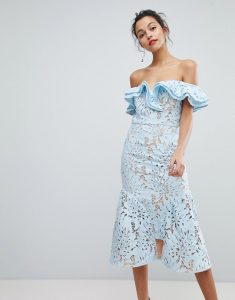 +85 Vestidos de encaje (cortos y largos) para robarse las miradas