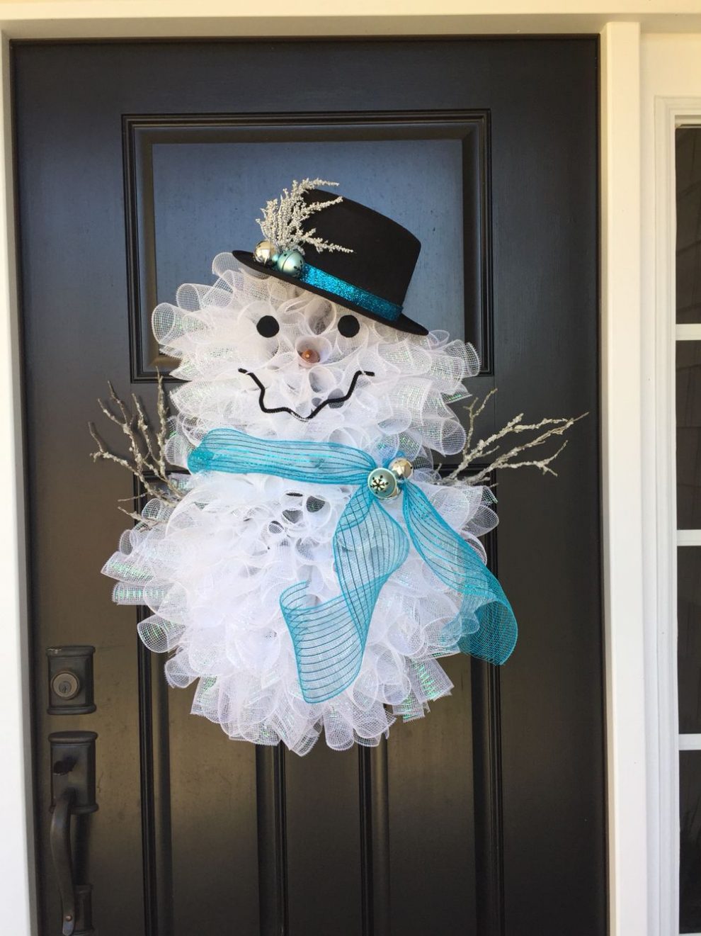 Puertas decoradas de Navidad ¡+16 Ideas divertidas para hacer tú misma!