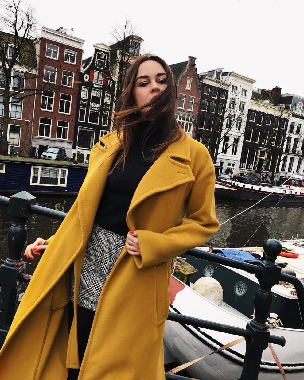 Outfit de Invierno: 42 Looks de Andy Torres ¡La mexicana tendencia en ...