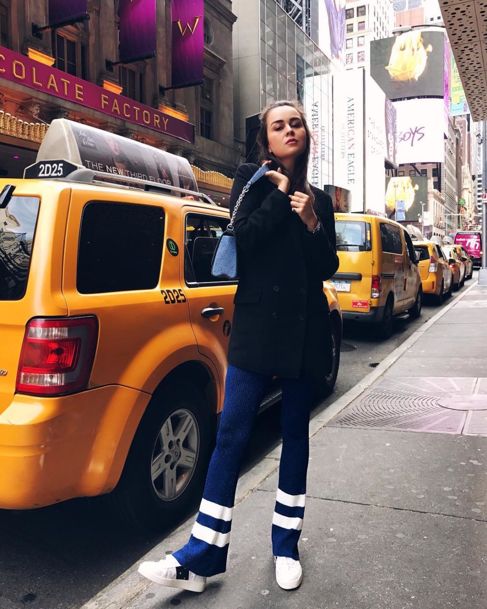 Outfit de Invierno: 42 Looks de Andy Torres ¡La mexicana tendencia en ...