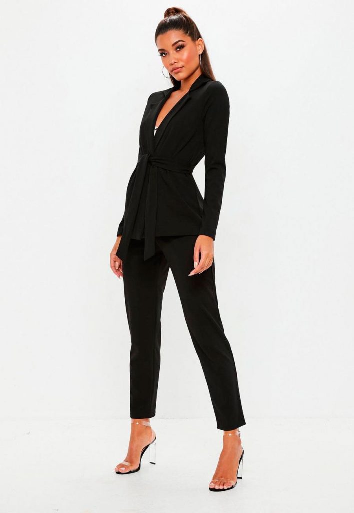 Trajes formales de mujer ¡Outfits de moda para la diva de los negocios!
