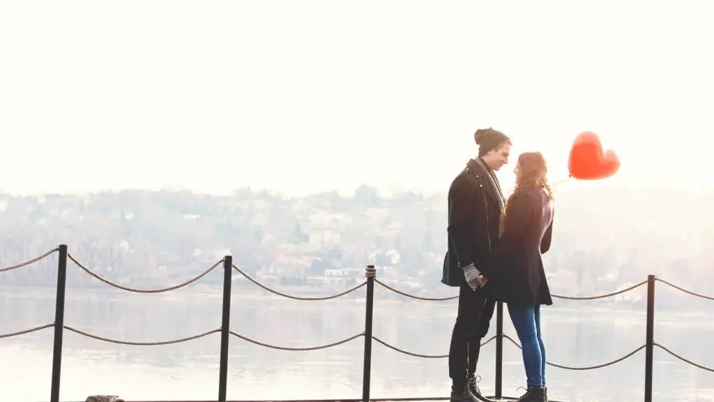 ¿Cómo encontrar pareja? Apps y tips para conseguir a la persona ideal