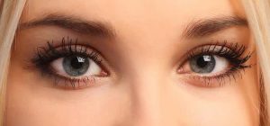 ¿Cómo maquillar ojos almendrados? Trucos para destacar tu mirada