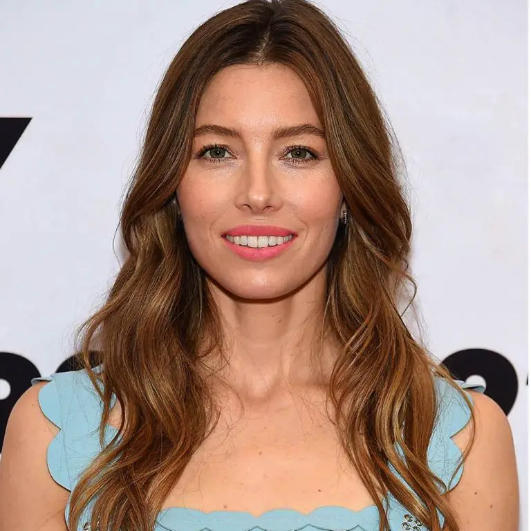 10 tonos de color de cabello para piel amarilla