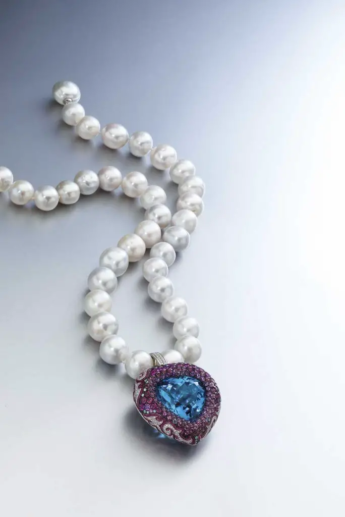 +22 Tendencias en collares de perlas para mujeres (muy) elegantes
