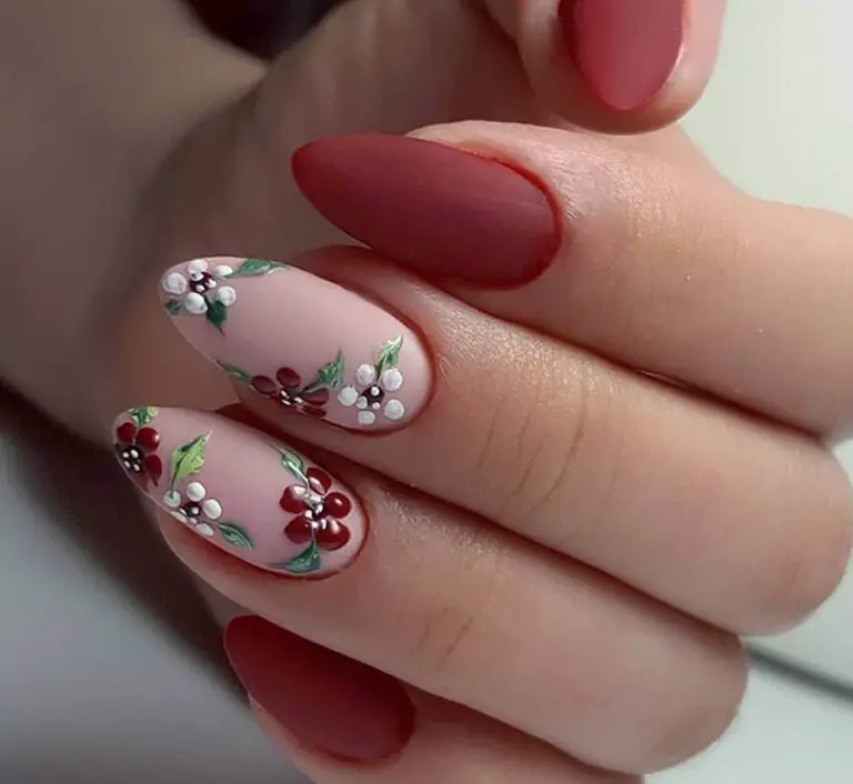 +22 Ideas encantadoras de decoración de uñas con flores