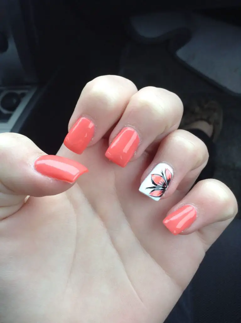 Uñas color coral con diseños bonitos y fáciles llenos de color