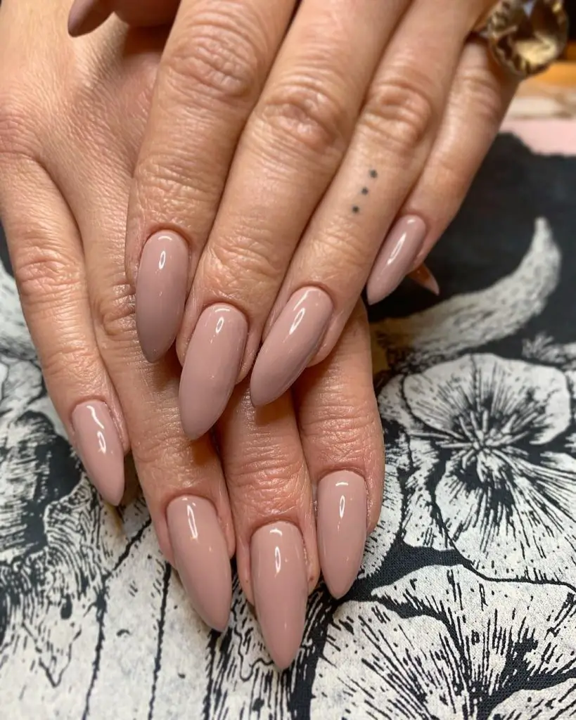 Ideas (fabulosas) de uñas nut que querrás hacerte hoy mismo