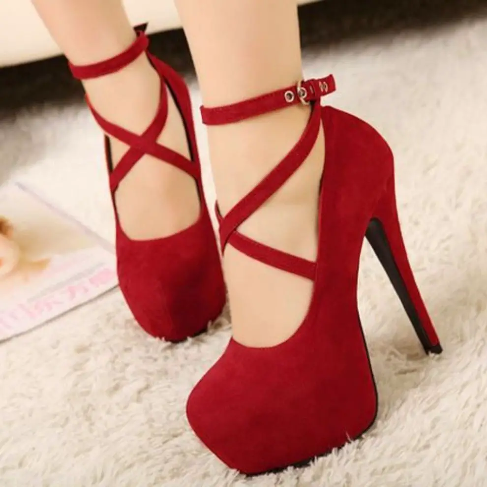 +20 Tacones rojos para looks increíbles y estilosos