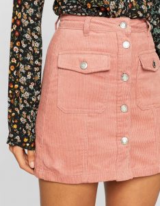 Falda rosa: +26 Estilosas formas de llevarla y combinarla