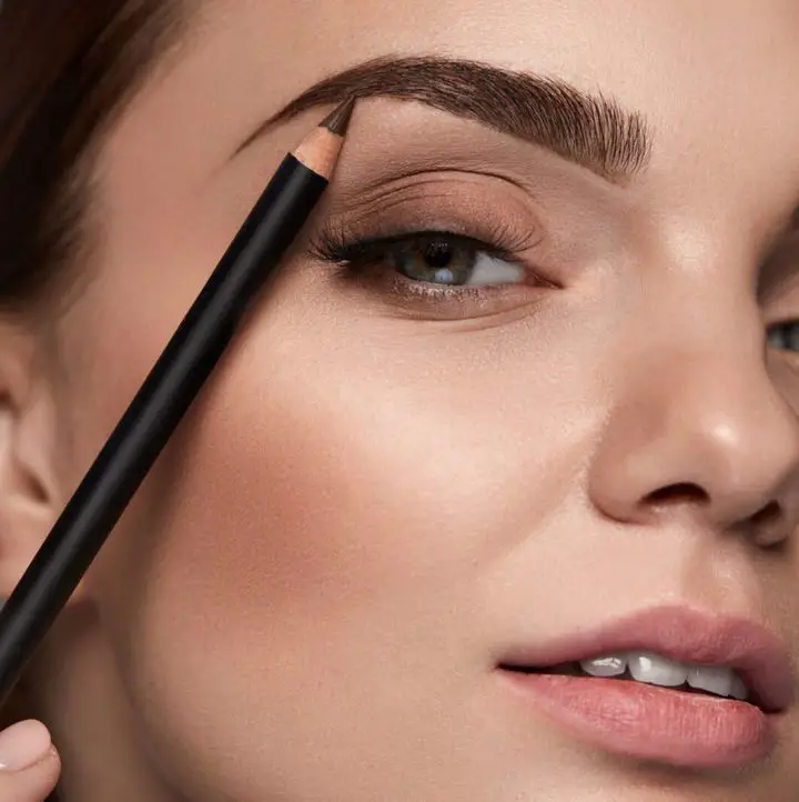 ¿Cómo pintar las cejas? +7 Técnicas claves para maquillar el marco de ...