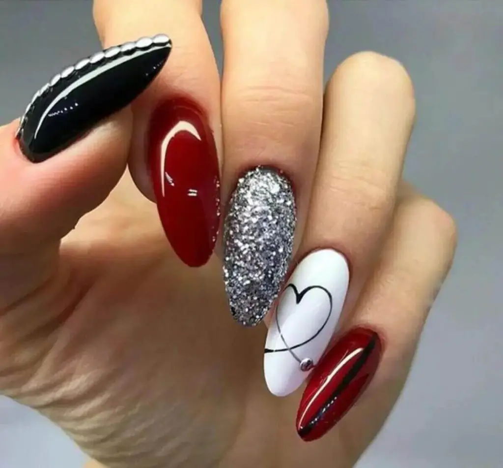 Uñas Acrílicas Rojas Diseños Fantásticos Para Manos De Diosa
