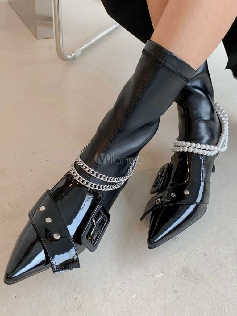 Botas rockeras: El calzado para los looks + atrevidos (y virales)