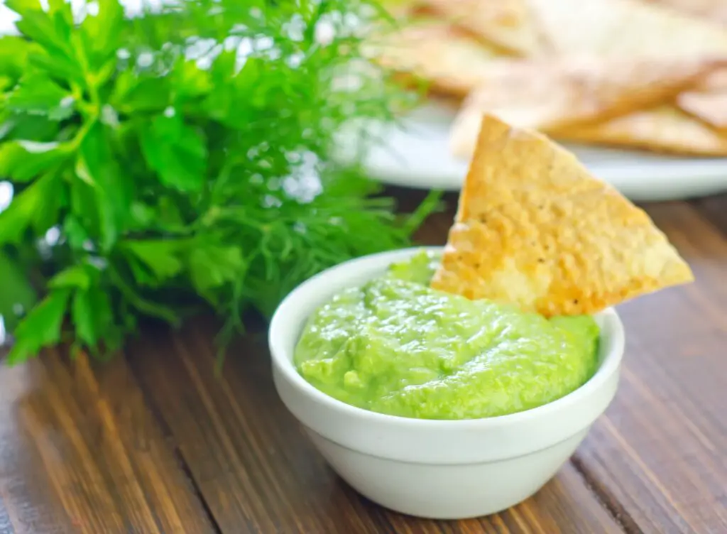 +14 Salsas con palta para acompañar comidas y aperitivos