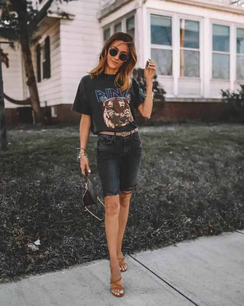 +17 Outfits sexys y estilosos con shorts negros