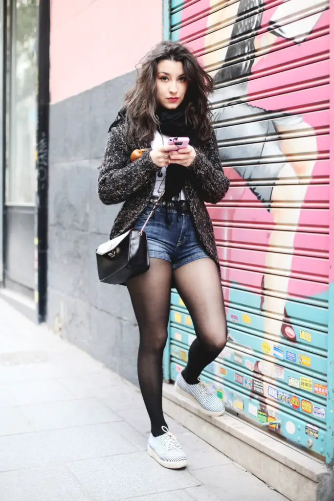 Outfits de Short con medias que serán ¡El furor en Invierno!